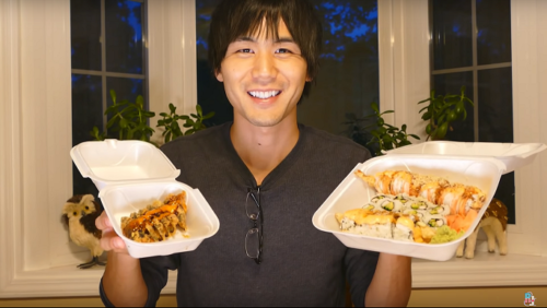 ジュンズキッチン（JunsKitchen）の家や猫、包丁やまな板、フライパンの種類は？ | タツの気になるYouTuber事情